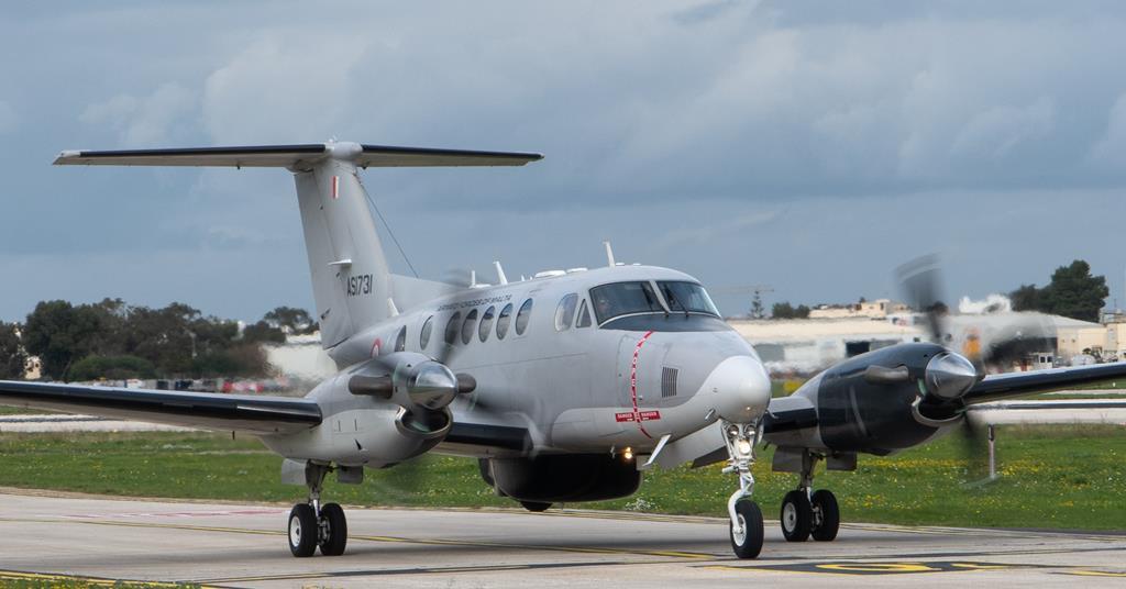 Malte signe des accords pour des avions de patrouille maritime King Air ...